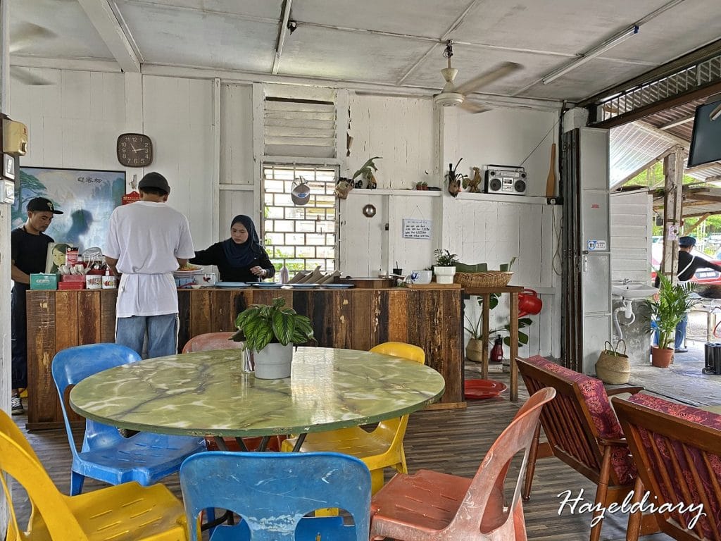 [JB EATS] Kedai Makanan Nasi Ayam Kee Chup- Nostalgia Spot for Halal ...
